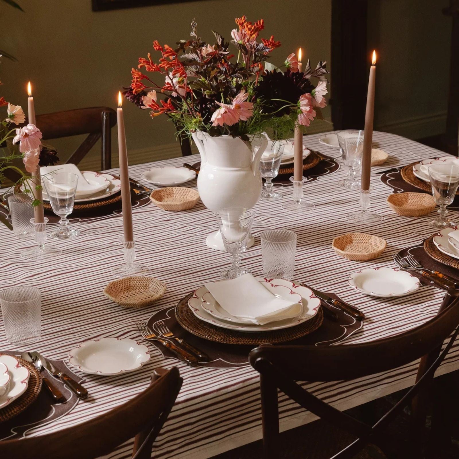 Beatrice Urn Vase - Harrod Horticultural