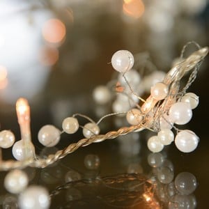 30 LED pearl effect lights and silver wire - Harrod Horticultural