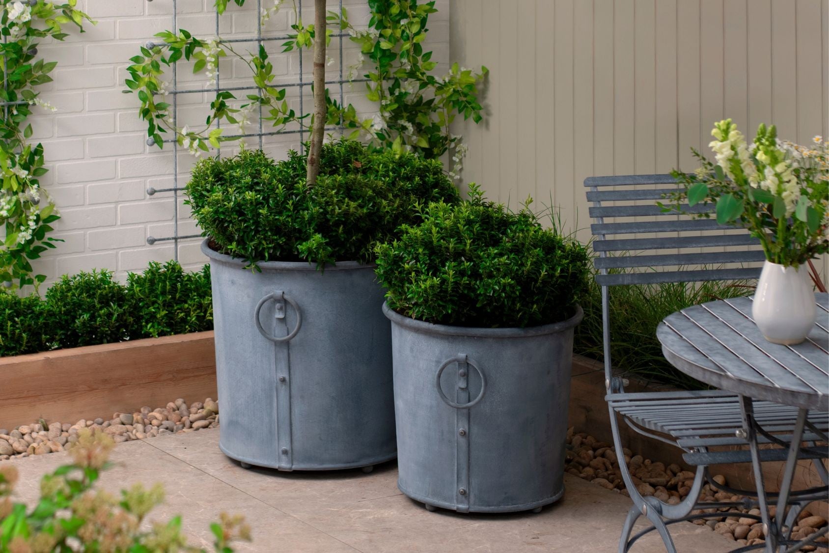 Southwold Round Planters - Harrod Horticultural