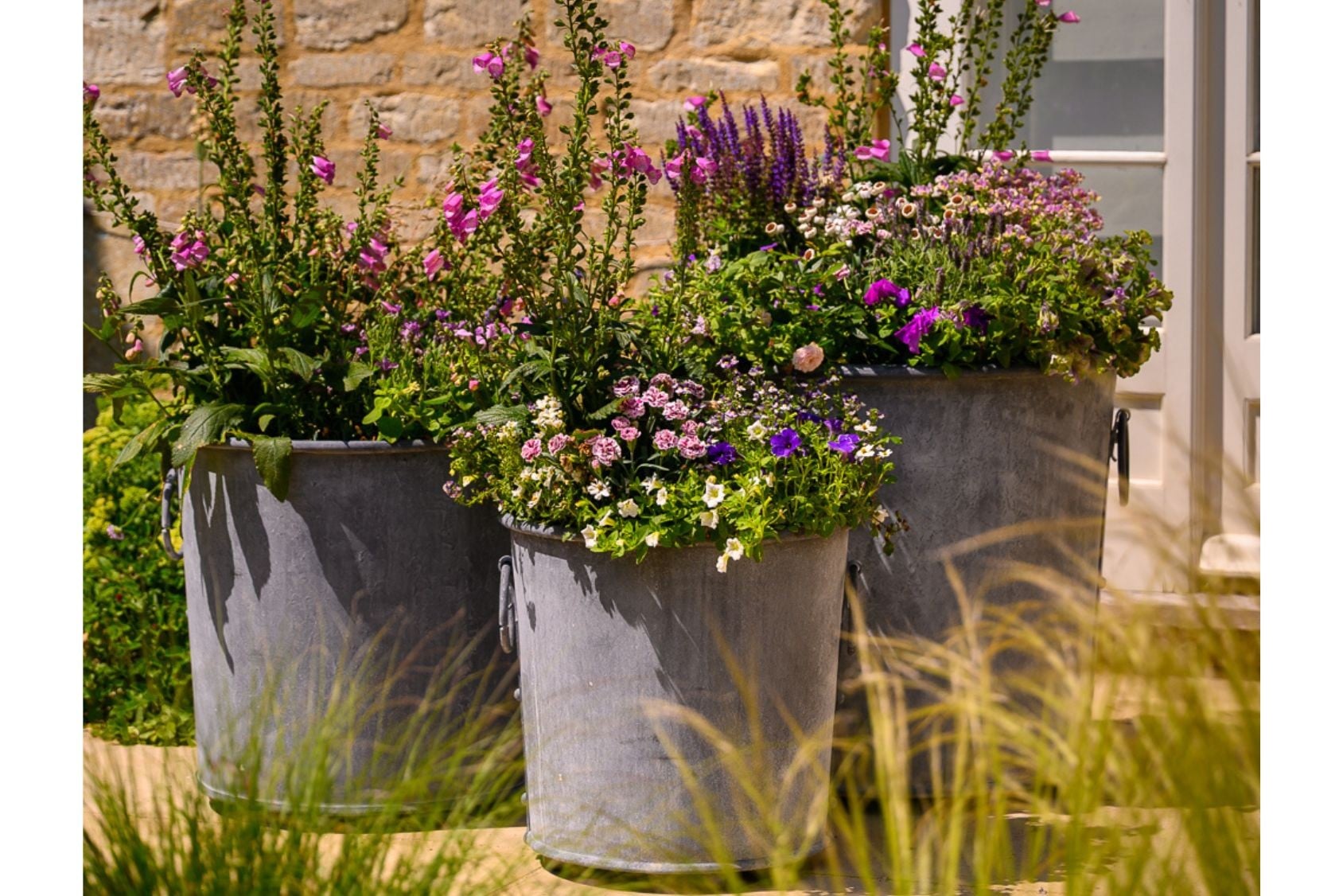 Southwold Round Planters - Harrod Horticultural