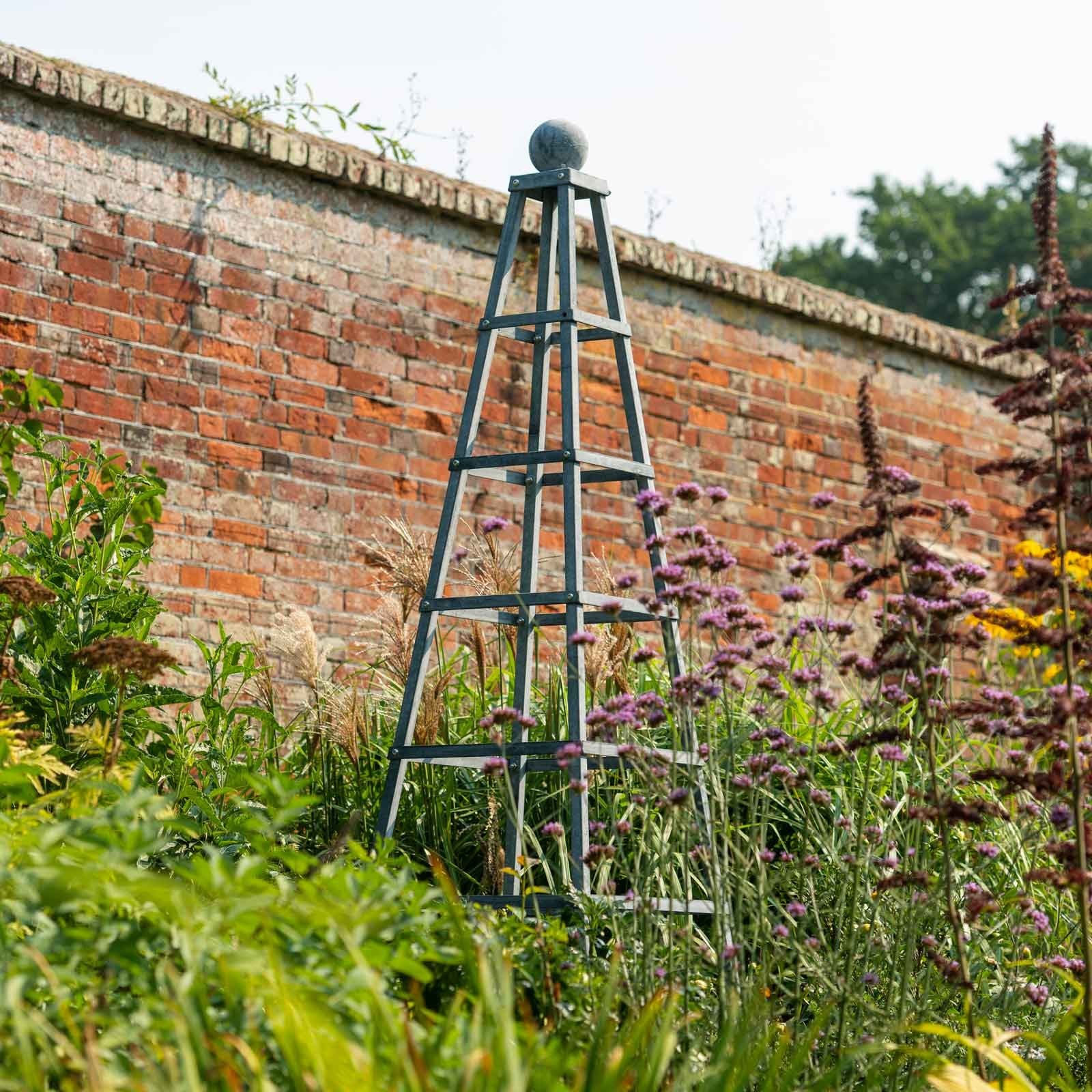 SouthwoldGrand Pyramid Steel Obelisk - Harrod Horticultural