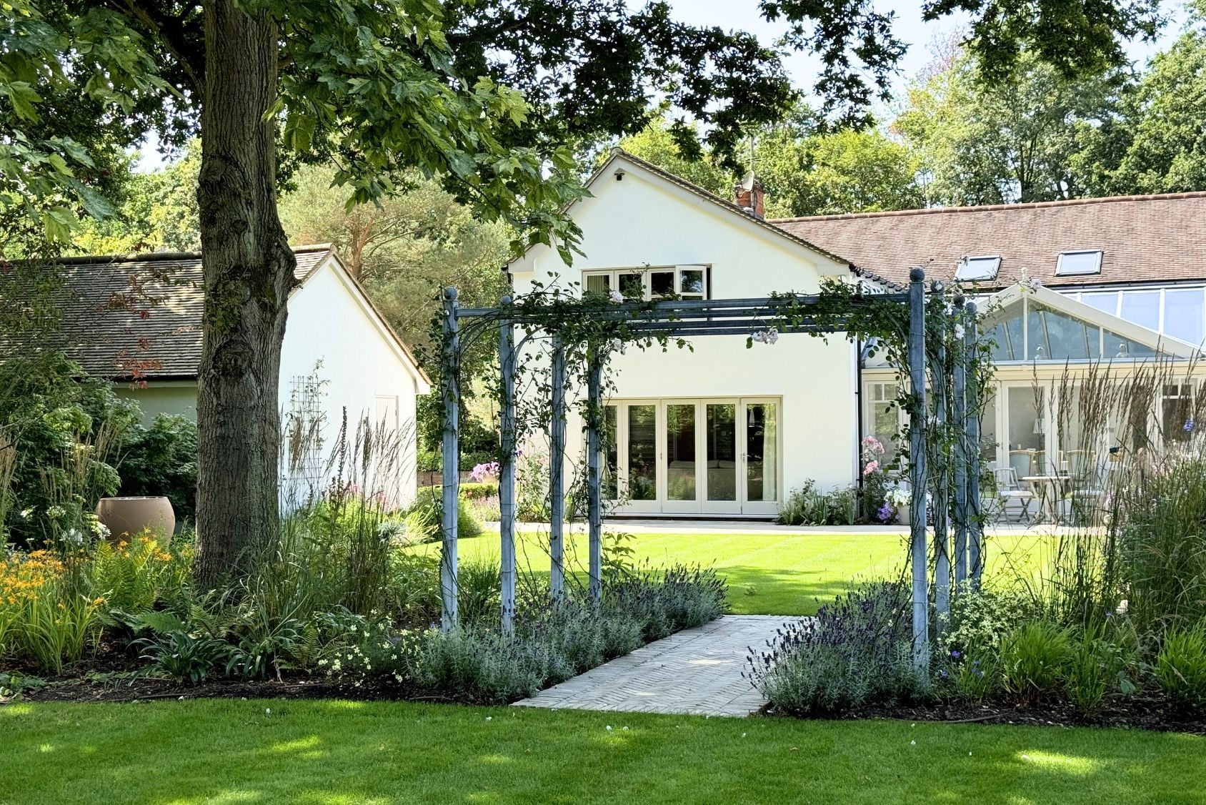Traditional Single Hoop Arch - Harrod Horticultural