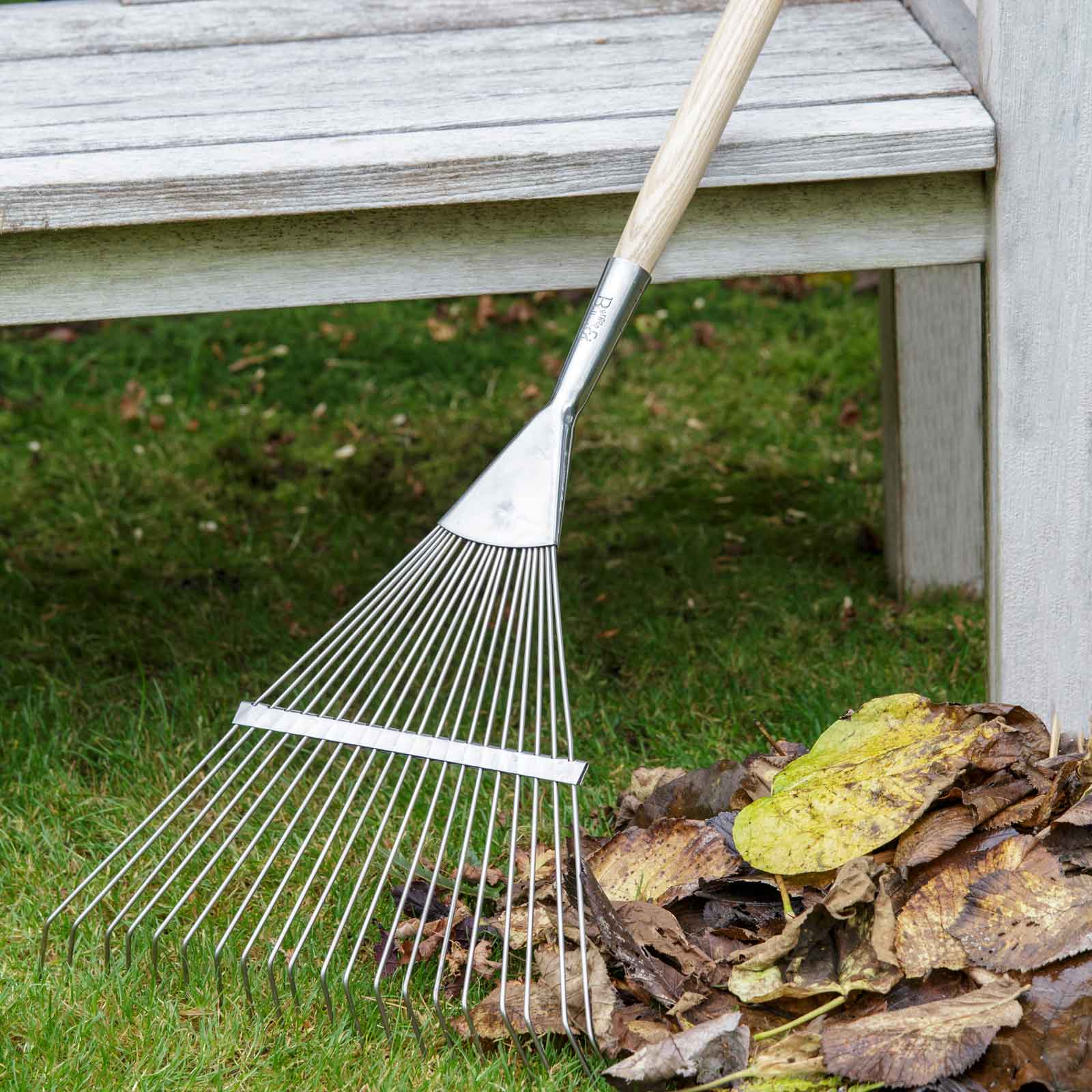 Burgon and Ball Spring Tine Lawn Rake - Harrod Horticultural