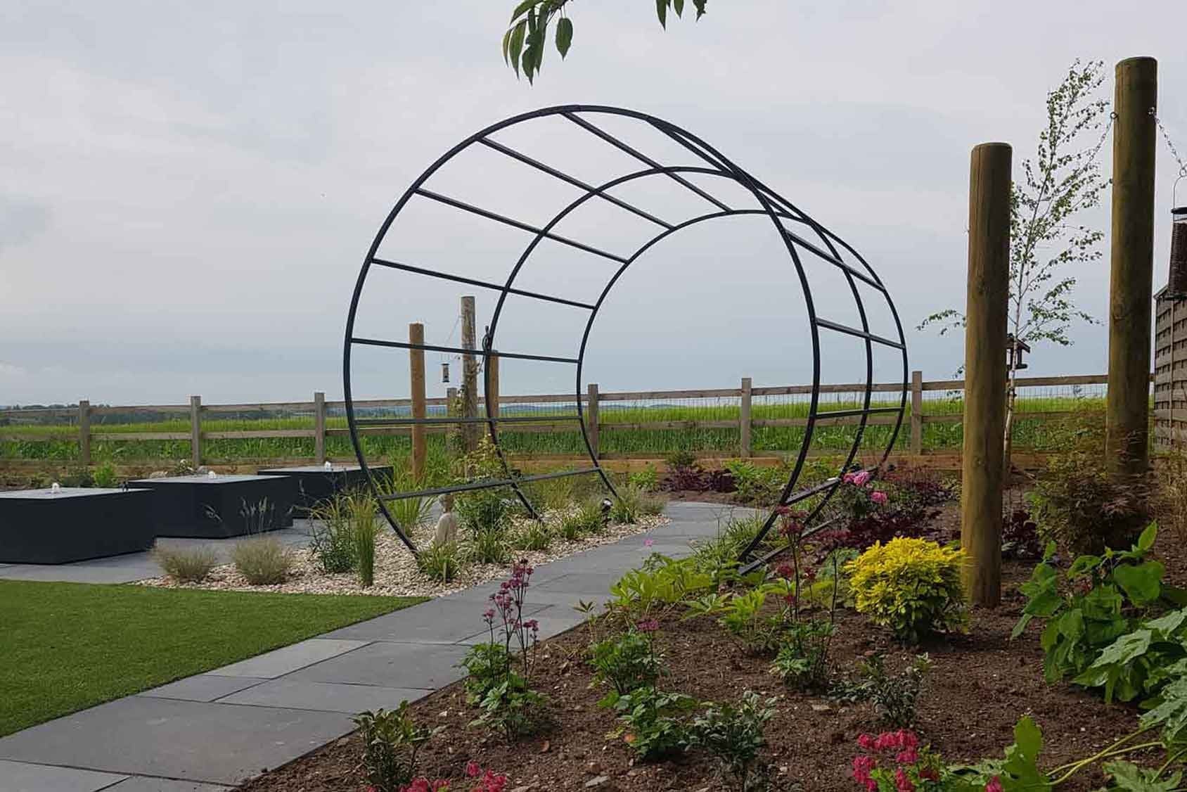 Moon Gate Pergola - Harrod Horticultural