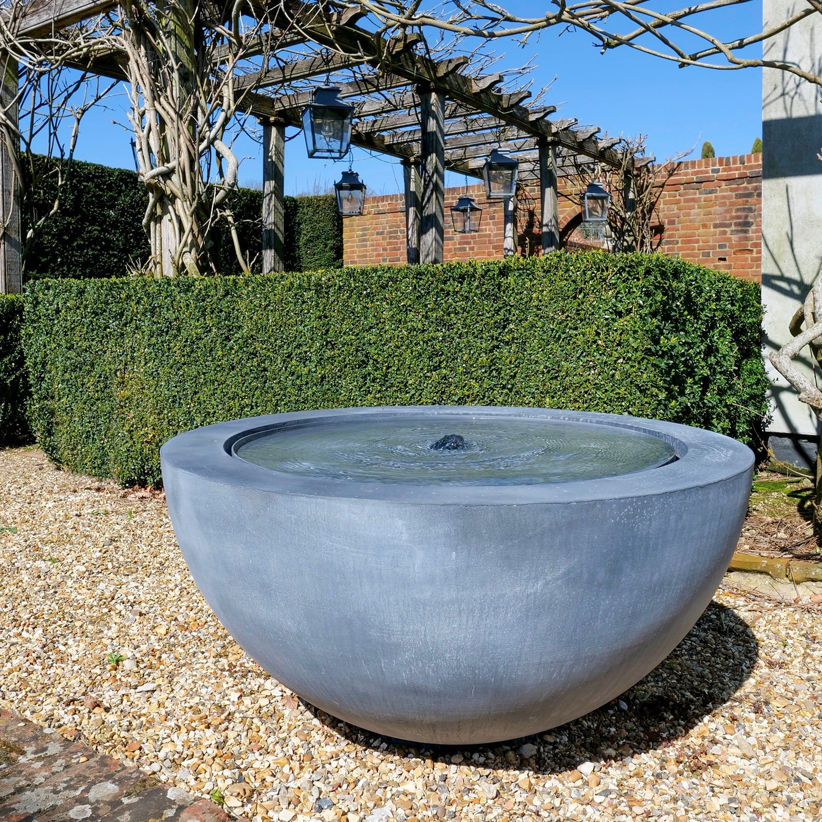 Luna Water Feature - Harrod Horticultural