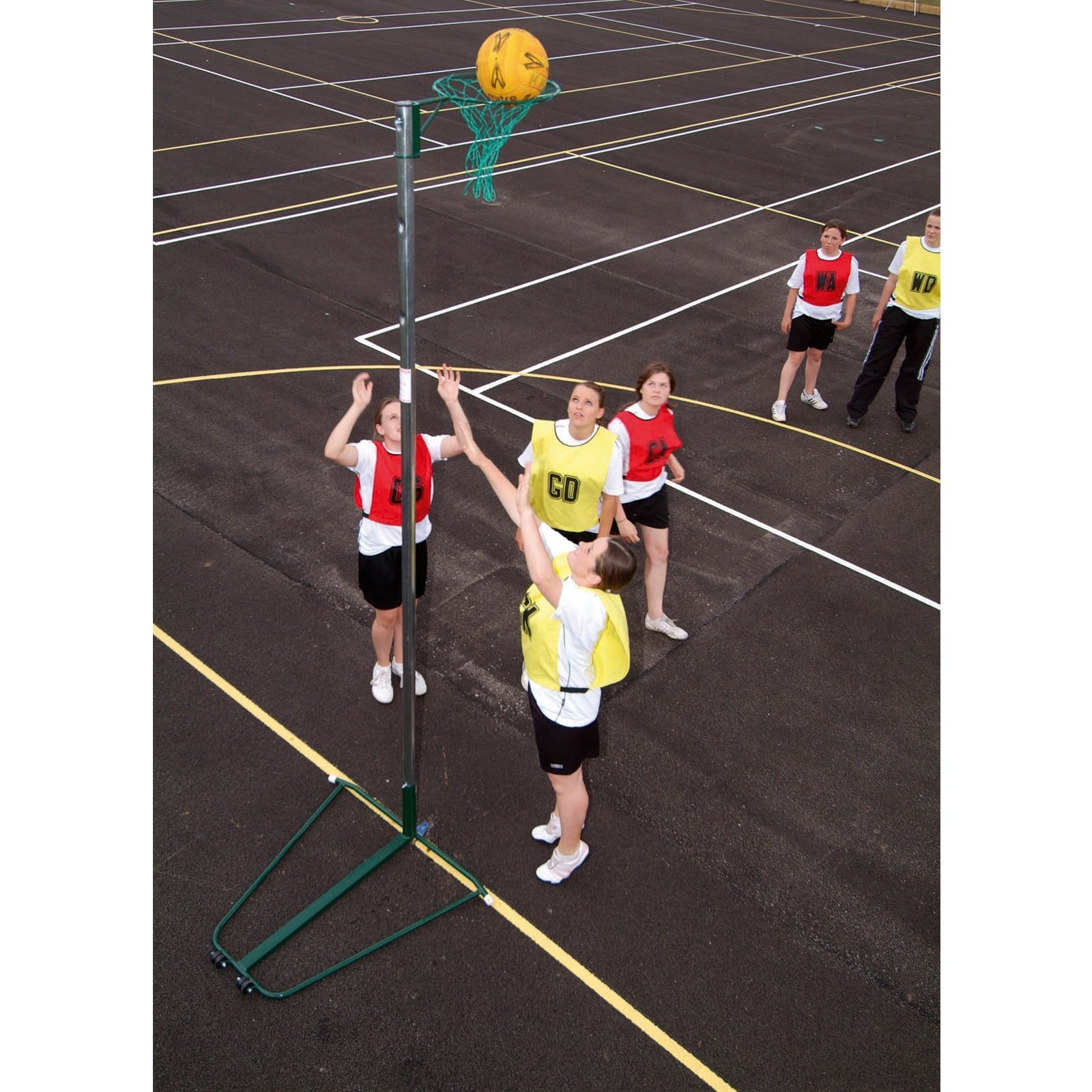 Single Wheelaway Netball Post -10mm ring - Harrod Horticultural
